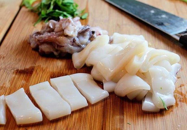 Calamari cleaned tubes n heads * New* 900g – @ PAUL'S